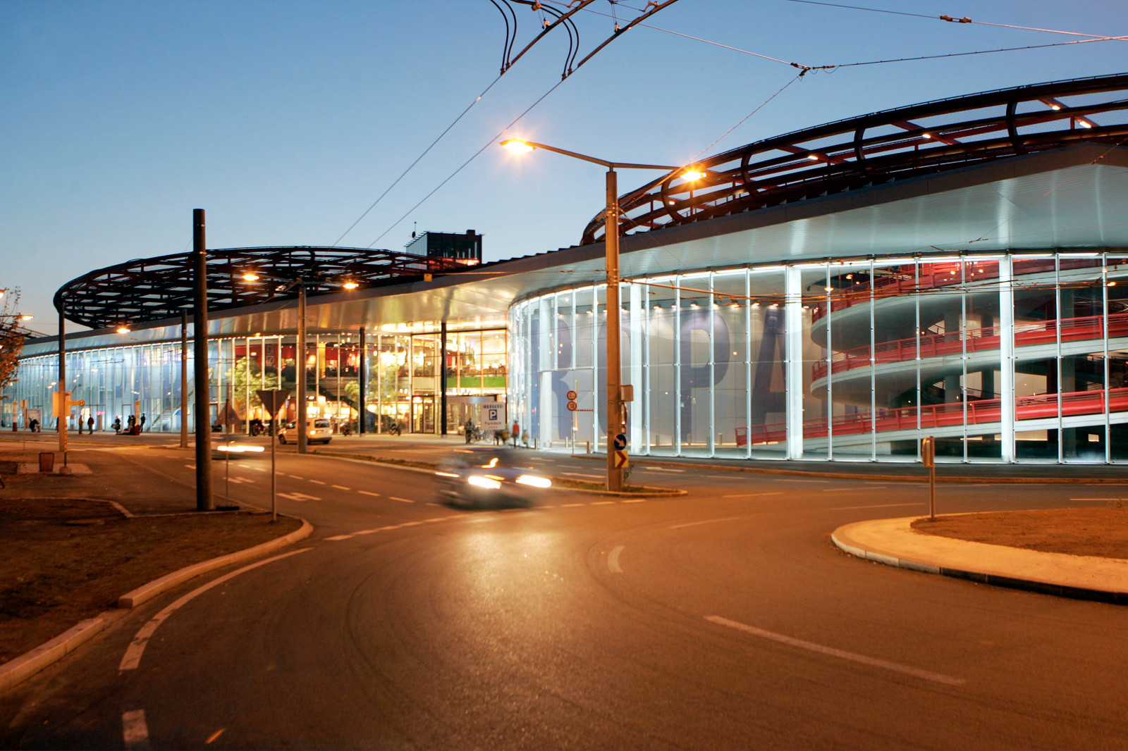 Der Europark ist Salzburgs größtes Shoppingcenter - SalzburgerLand Magazin