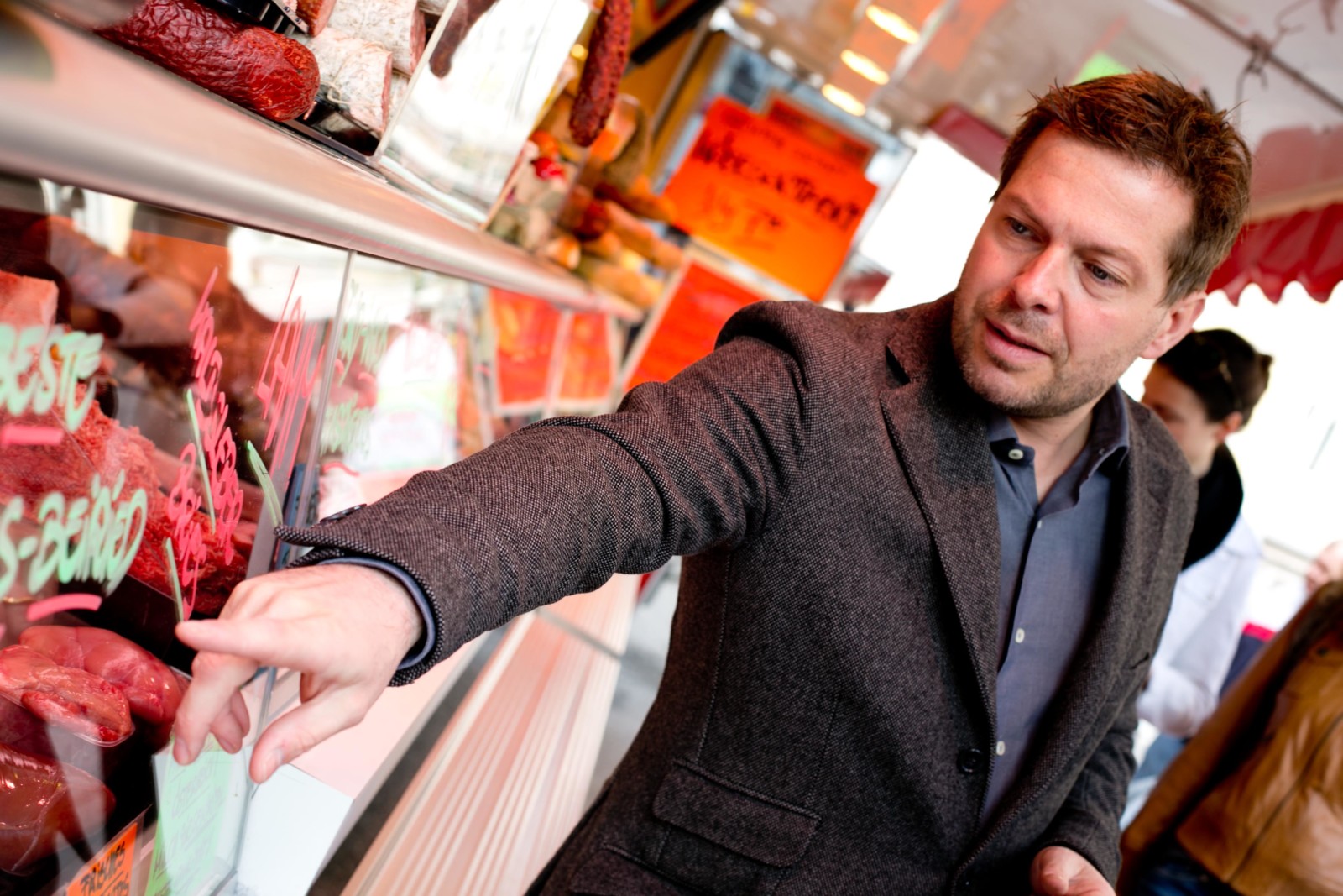 Einkaufen auf der Schranne mit Andreas Gfrerer - SalzburgerLand Magazin