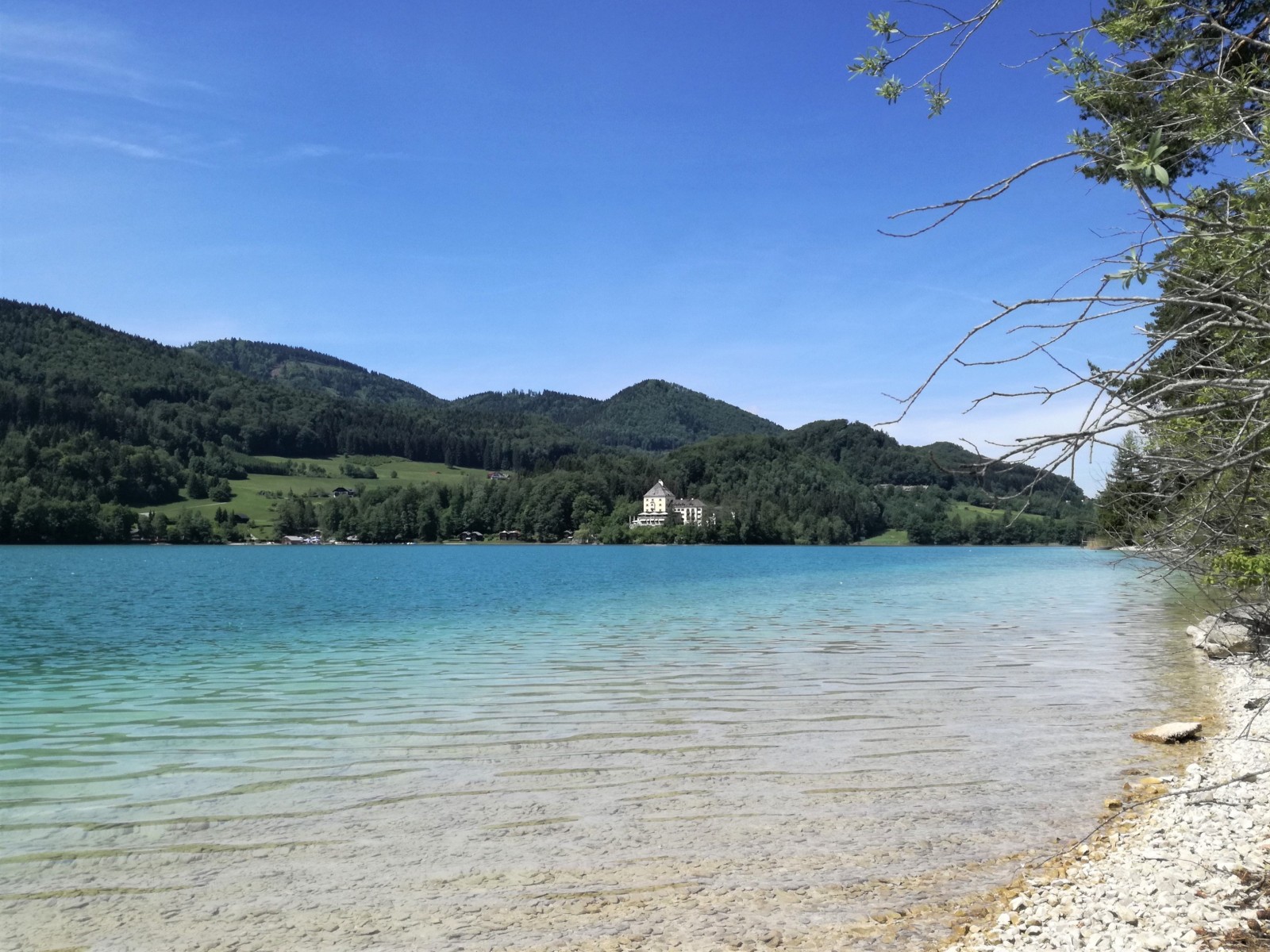 Mit dem SUP unterwegs auf dem Fuschlsee | SalzburgerLand Magazin