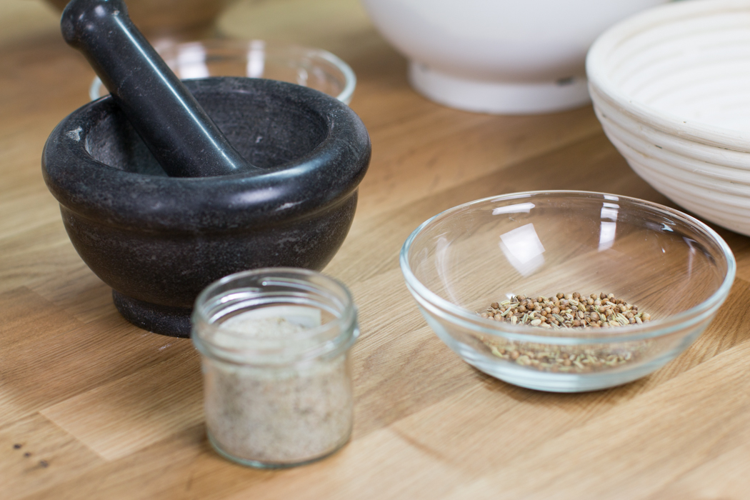 Salzburger Bauernbrot selbst gemacht - mit Sauerteig | SalzburgerLand ...