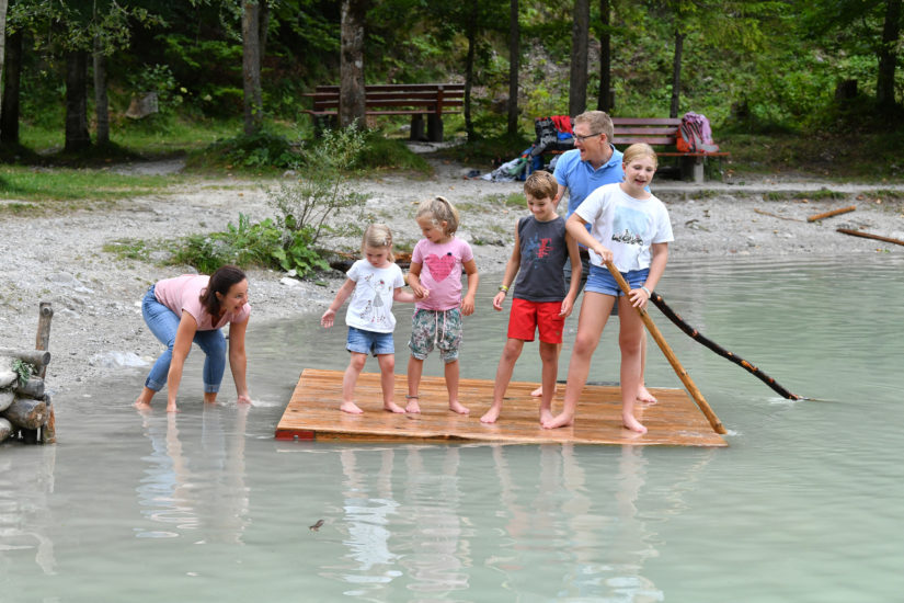 Der Steinzeit-Erlebnisweg zur Vorderkaserklamm - SalzburgerLand Magazin