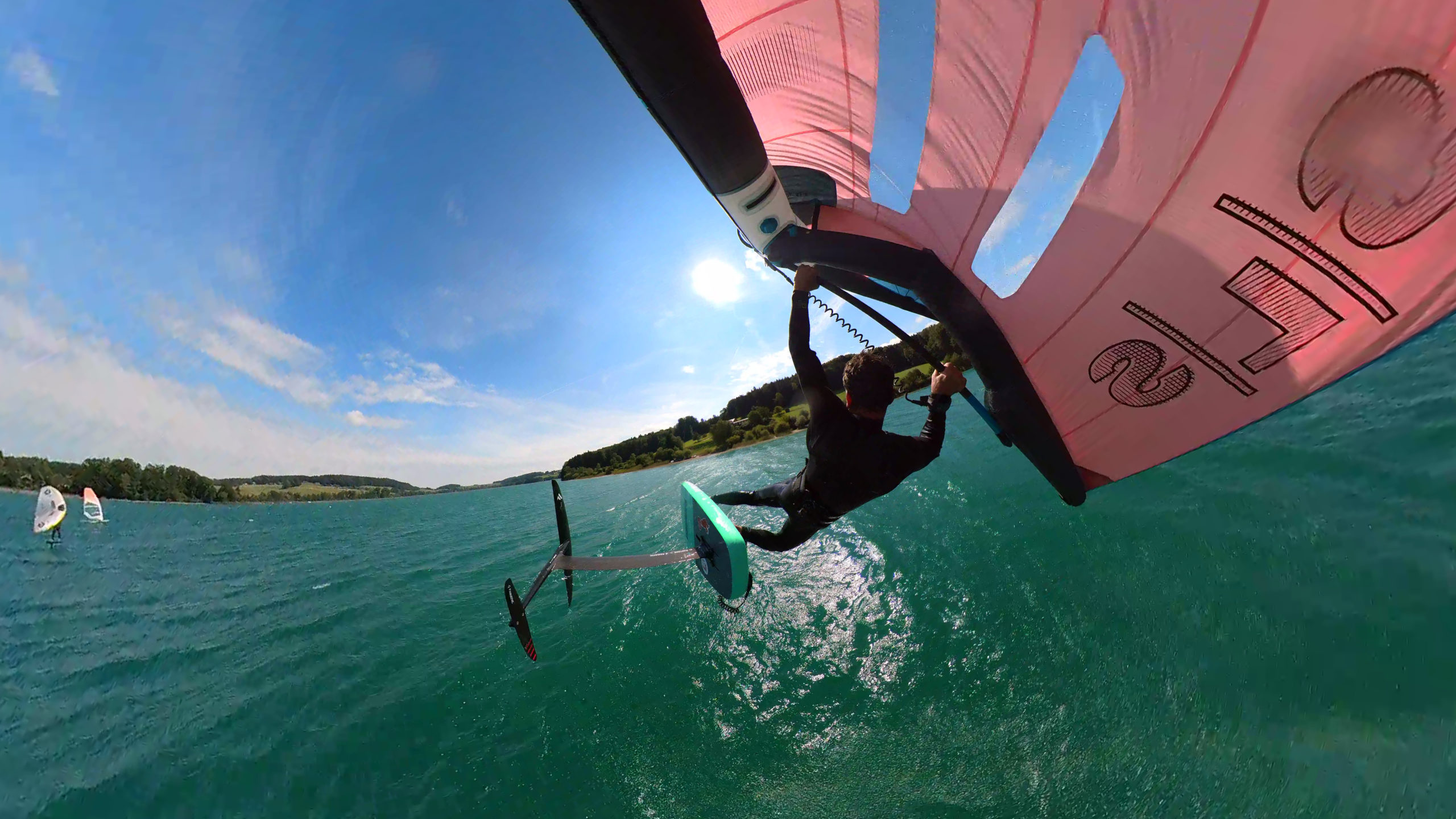 Wingfoilen im SalzburgerLand - SalzburgerLand Magazin