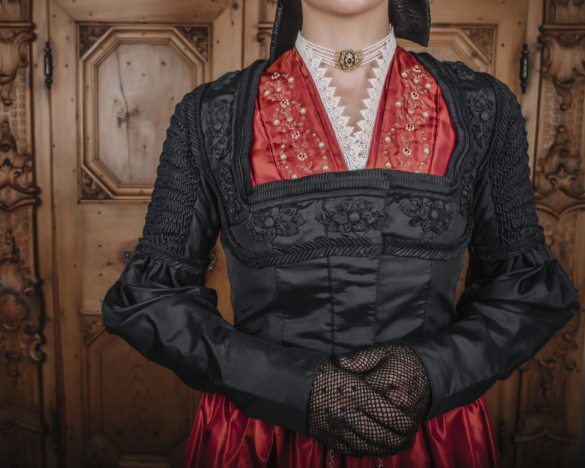 Die Pinzgauer Festtagstracht als UNESCO-Kulturerbe - SalzburgerLand Magazin