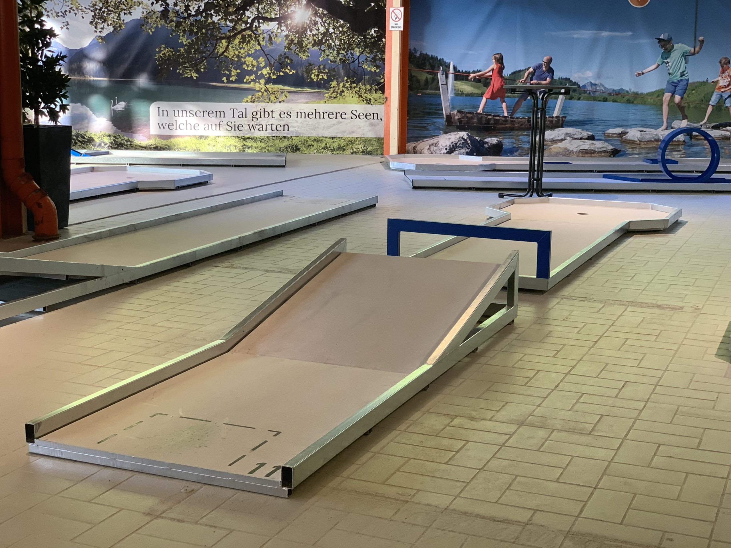Indoor Minigolf Wagrain - SalzburgerLand Magazin