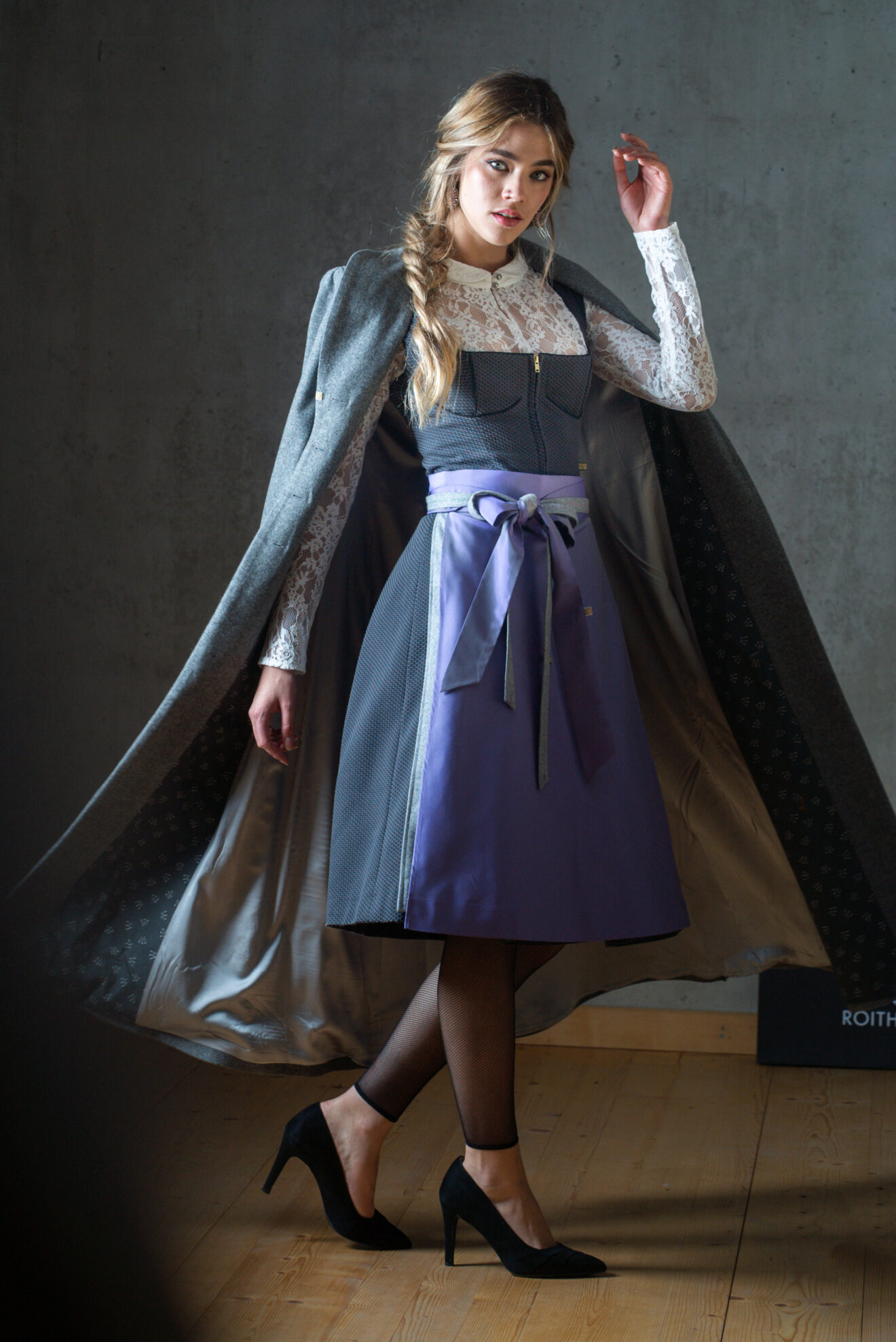 Die Meisterin des Dirndl-Designs - SalzburgerLand Magazin