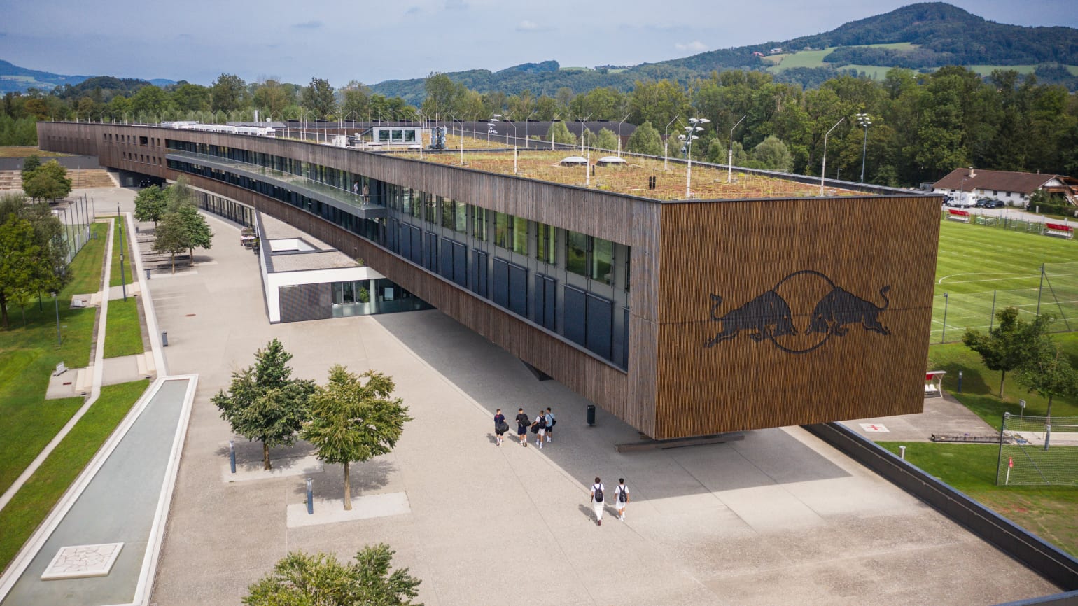 Red Bull Akademie - SalzburgerLand Magazin