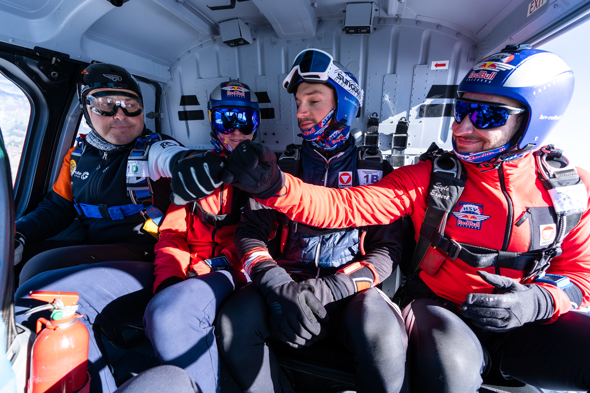 Parachute-Ski World Cup in St. Johann - SalzburgerLand Magazin